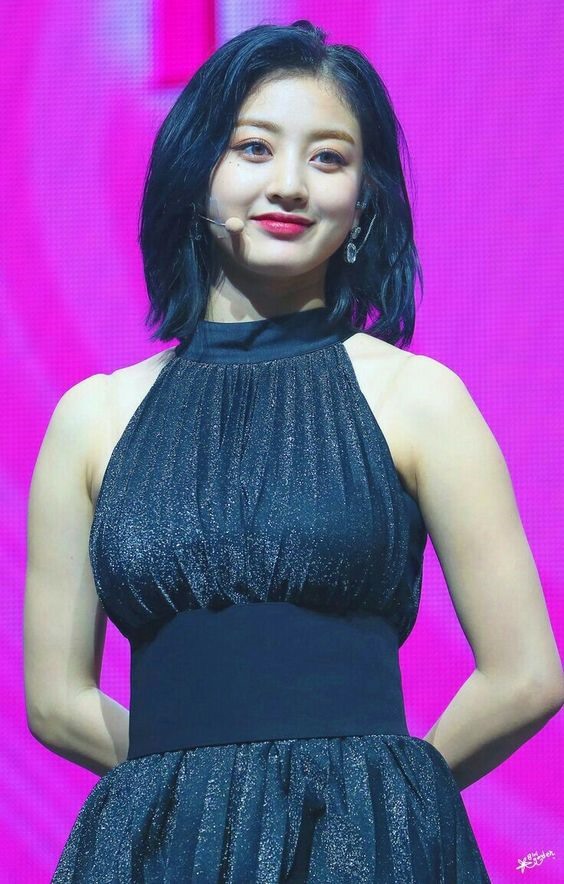 Hành trình lột xác ''đỉnh cao'' của Jihyo - TWICE