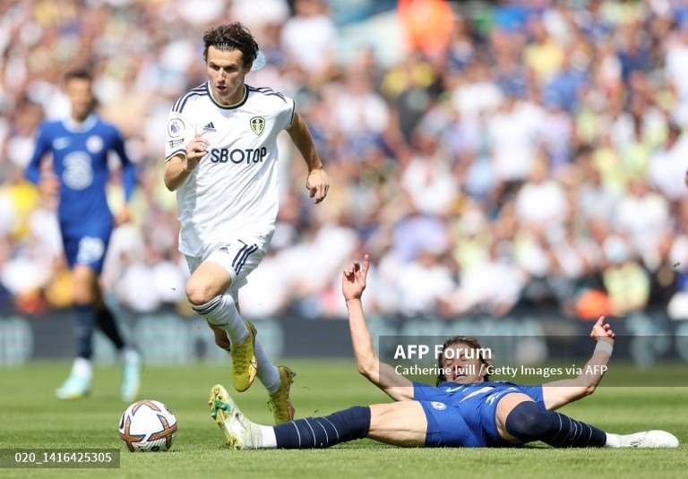 Chelsea thua đậm Leeds United