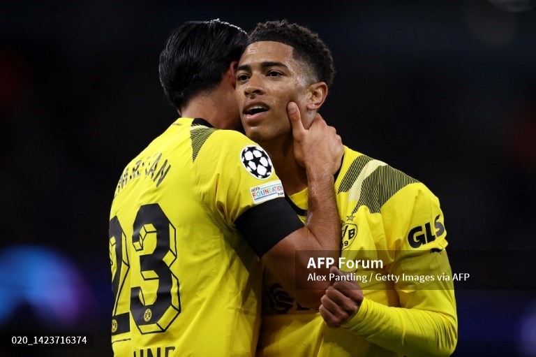 Haaland giúp Man City thắng ngược Dortmund trong 10 phút cuối