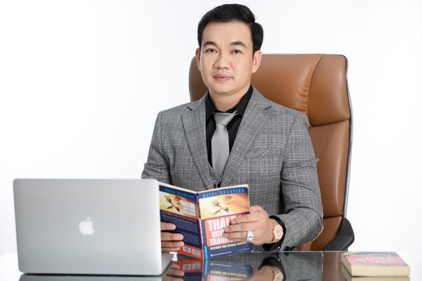 Sĩ Linh Luxury Diamond & Jewelry: Chất lượng và uy tín là tiêu chí hàng ...