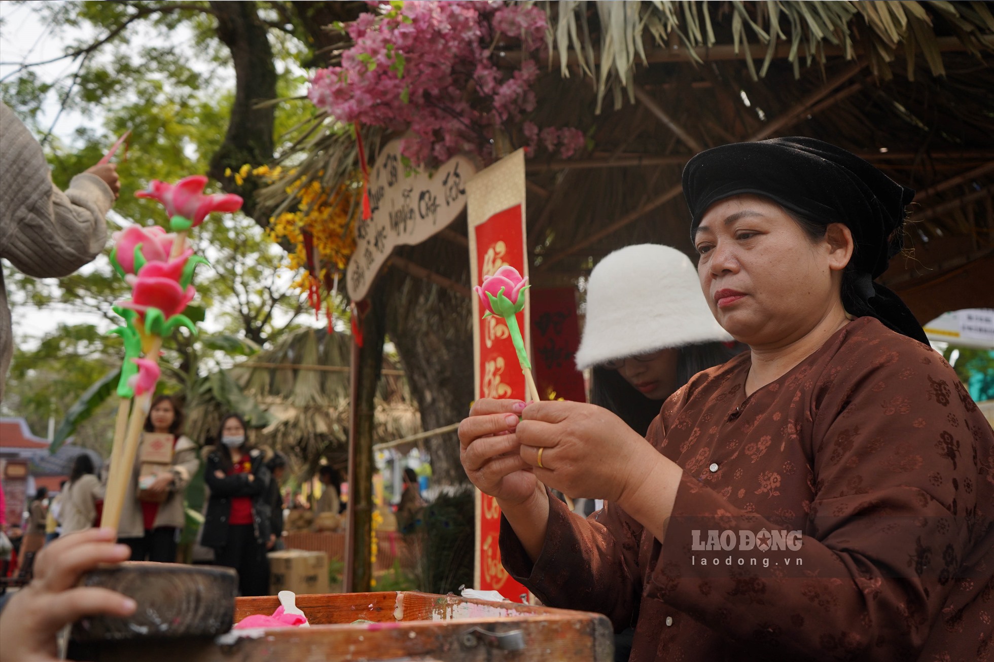 Hơn 35 năm nặn tò he, đưa tuổi thơ trở về với người dân Hải Phòng