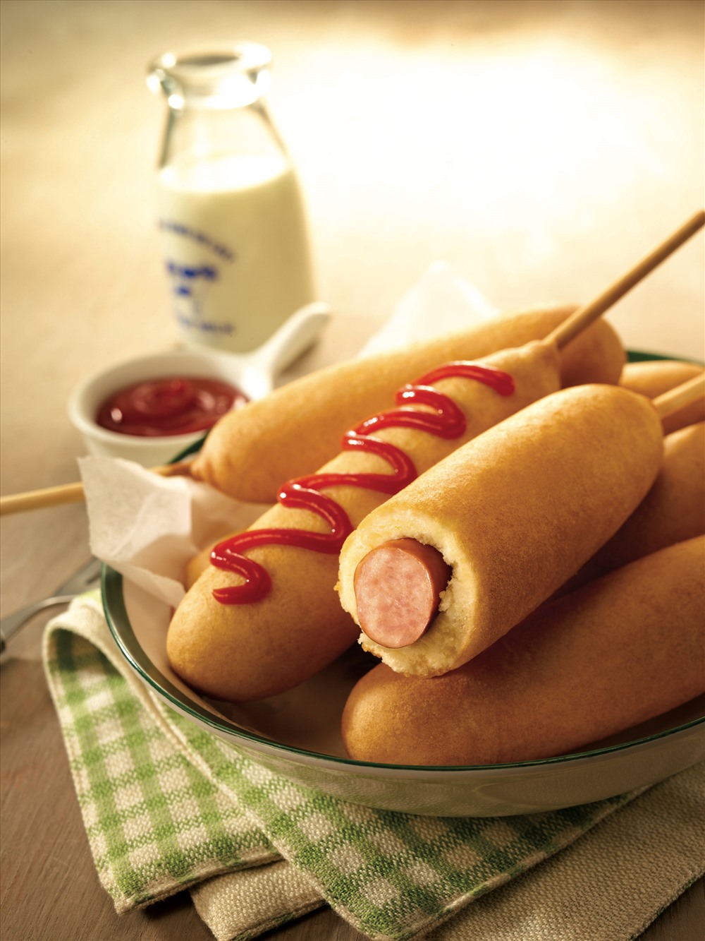 Seoul’s Hotdog và ông Park Hang Seo đại diện hình ảnh thương hiệu Đức Việt