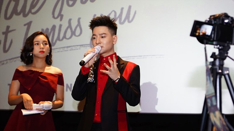 Quán quân Ngôi Sao Việt 2014 Tùng Mini trở lại showbiz sau 4 năm "mất tích"