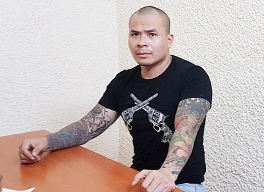 Quang "Rambo" - đàn anh của Khá "bảnh", thích khoe vàng như Phúc XO