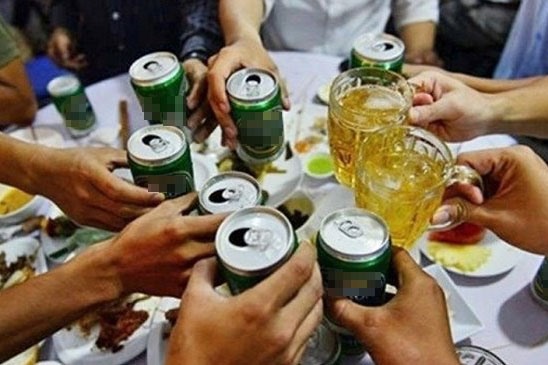 Thị trường bia rượu Tết: Sức tiêu thụ giảm mạnh tại Hà Nội