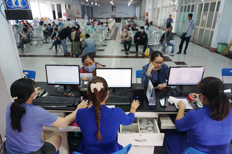 Vé tàu Tết Tân Sửu 2021 bán chậm