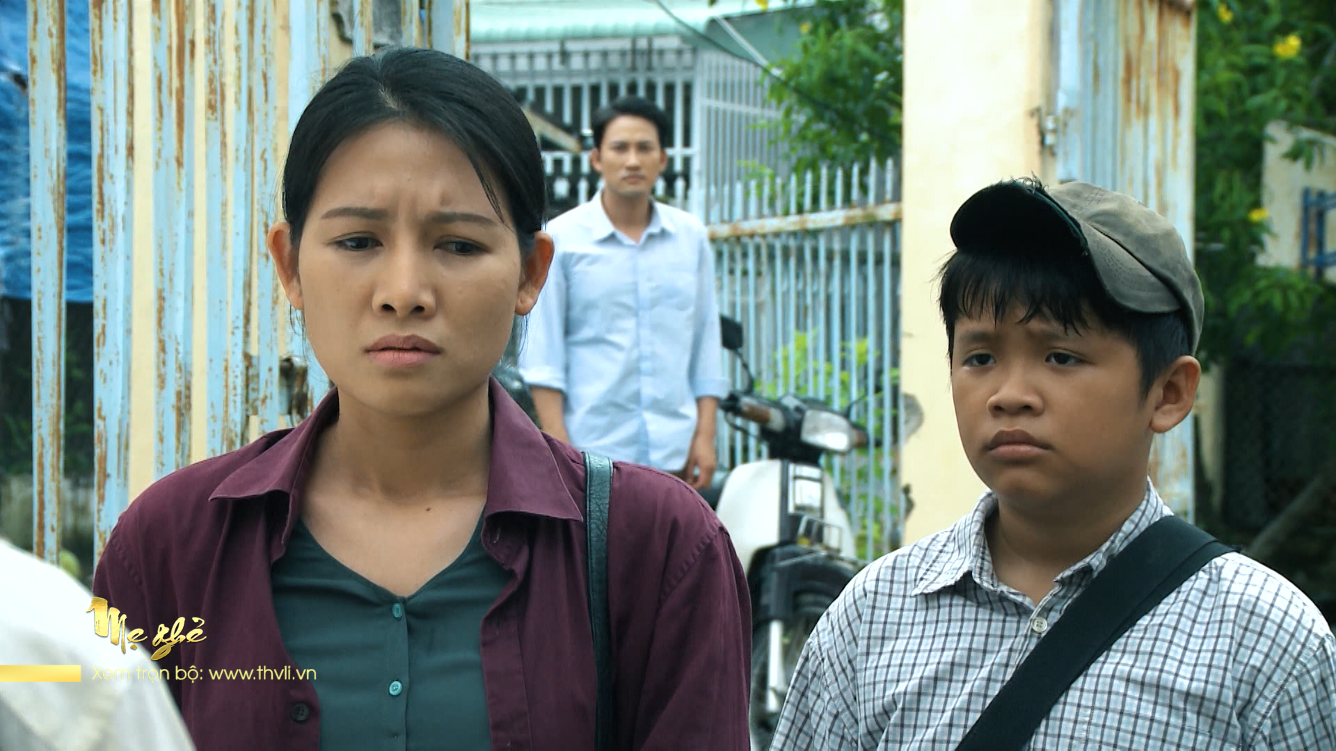 "Mẹ ghẻ" tập 10: Bảo vệ con trai của tình cũ, Phong bị đâm trọng thương