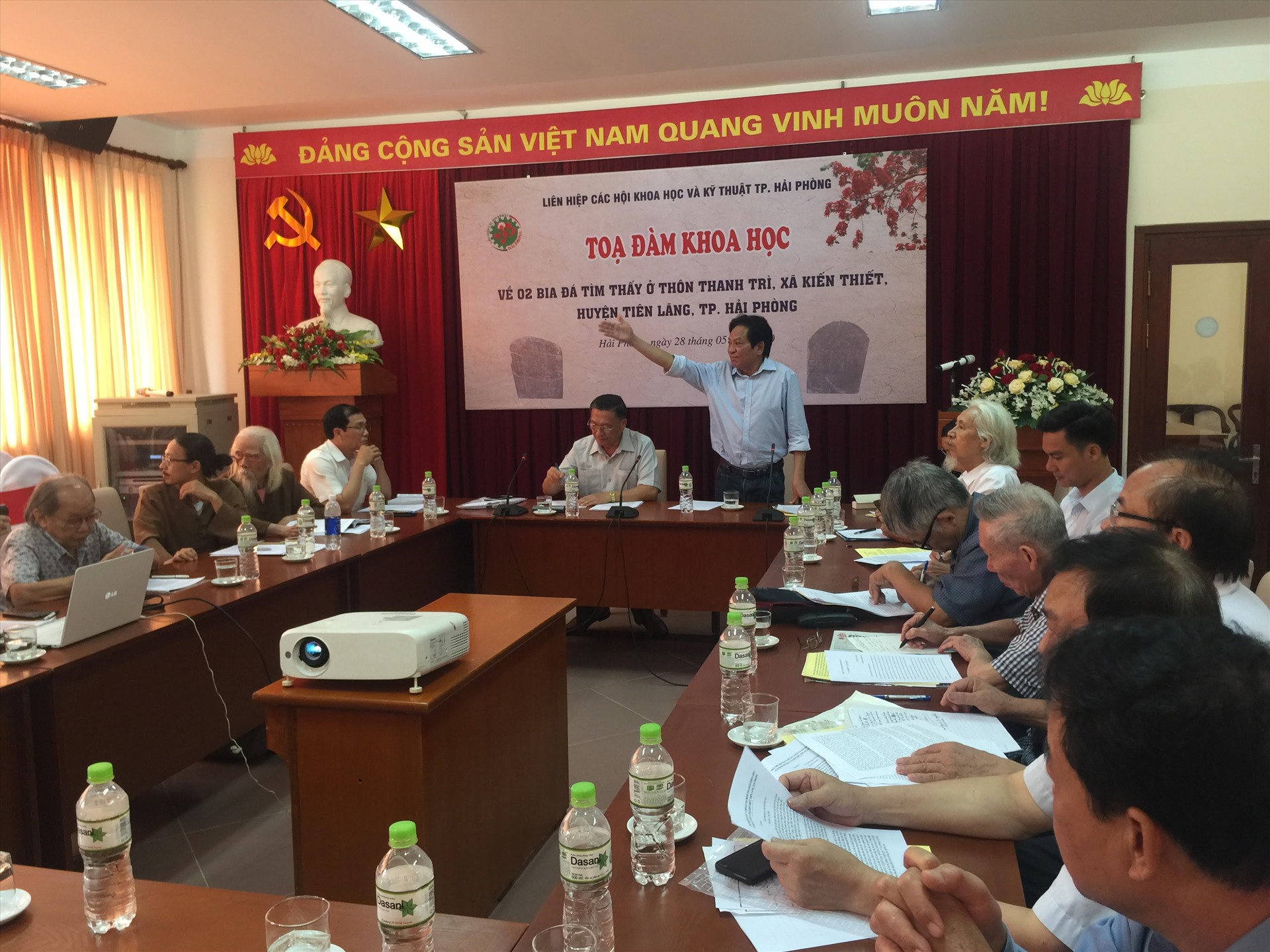 Số phận "lận đận" của 2 bia đá cổ được tìm thấy tại Hải Phòng