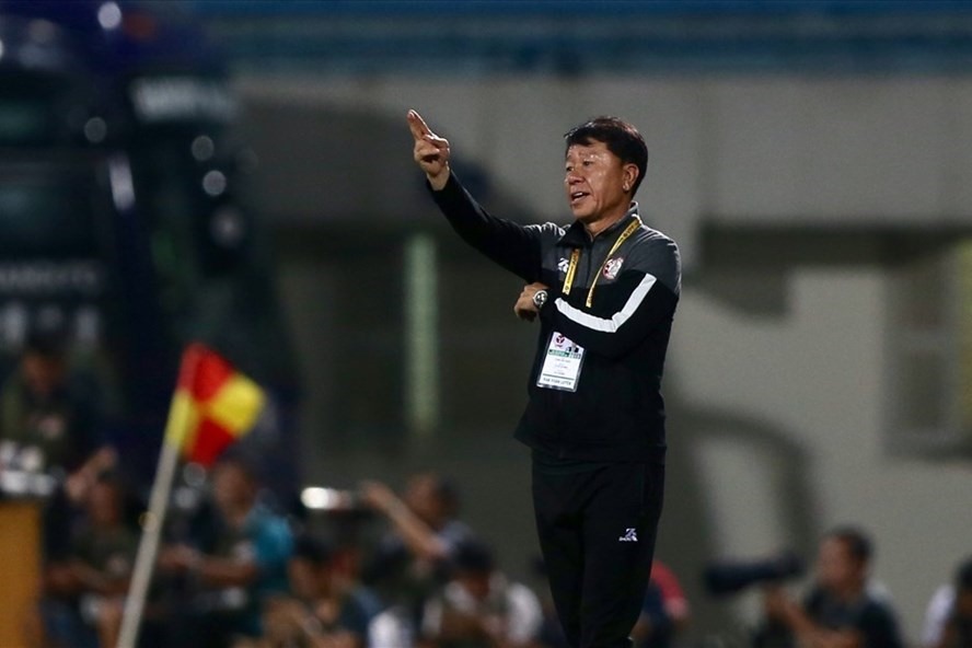 CLB TP.Hồ Chí Minh có huấn luyện viên Brazil thay ông Chung Hae Seong