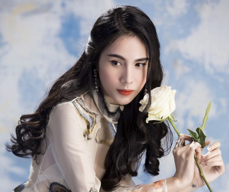 Đại diện của Thủy Tiên lên tiếng phủ nhận tin đồn nữ ca sĩ mang thai lần 2