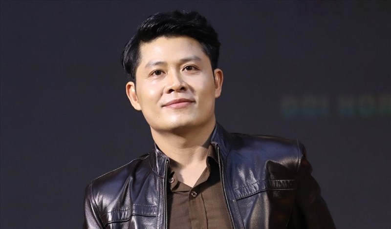 Nhịp Showbiz: Nguyễn Văn Chung bức xúc, MC Phan Anh gặp chỉ trích