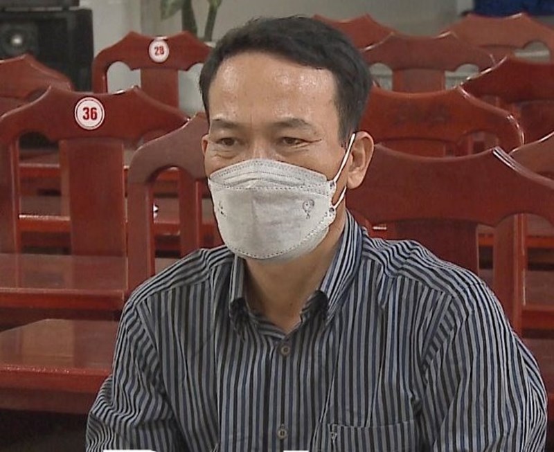 Nhận “chạy án” hơn nửa tỉ đồng