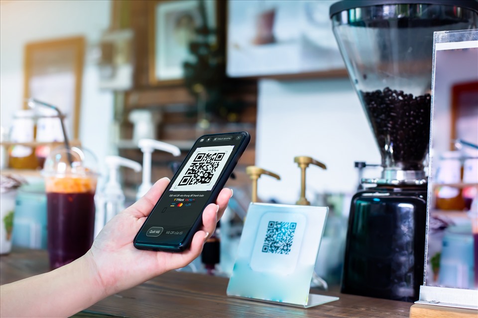 50 ngân hàng dùng chung một chuẩn thanh toán QR Code