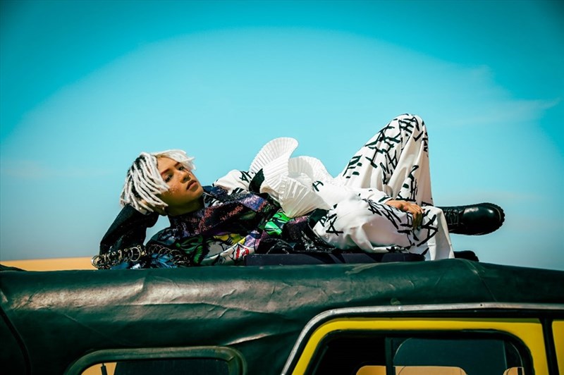 Rapper Weeza - King Of Rap "nổi loạn" với "Mặc kệ cả thế giới"