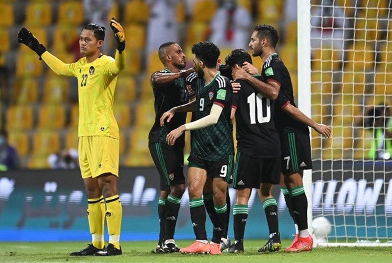 UAE thắng Indonesia 5-0, tiếp tục bám đuổi tuyển Việt Nam