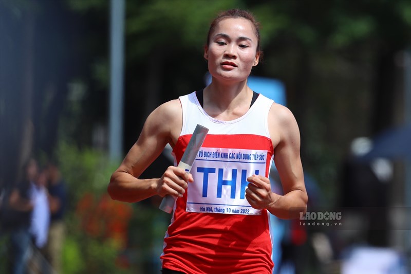 Quách Thị Lan và Quách Công Lịch thất bại ngày ra quân