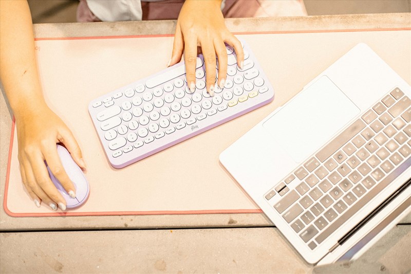 Bộ đôi chuột - bàn phím bluetooth Logitech Pebble M350 & Logitech K380