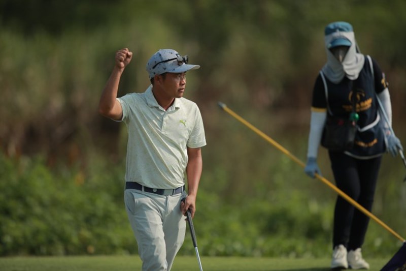 Bản tin golf 28.10: Nguyễn Hữu Quyết vô địch Nam A Bank Vietnam Masters