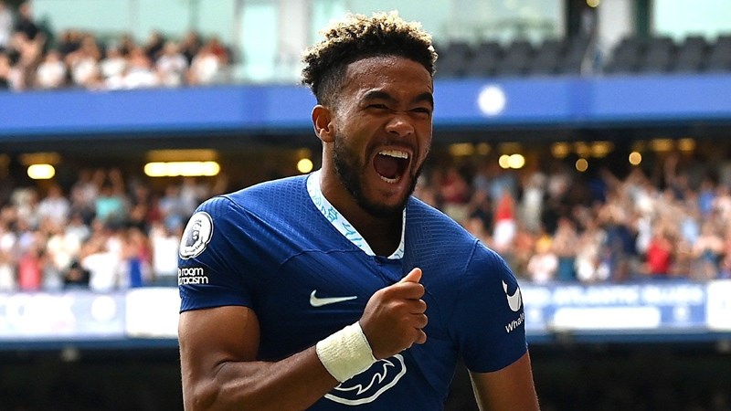 Graham Potter ca ngợi Reece James