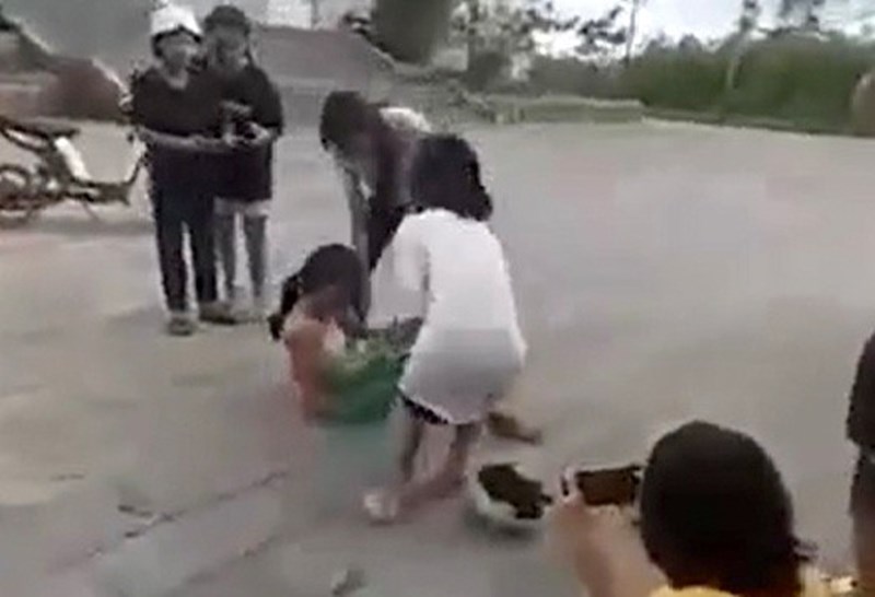 Công An Vào Cuộc Vụ Việc Nữ Sinh đánh Nhau Lột áo Quần Rồi Quay Clip 5971