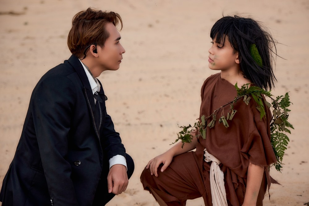 Nhiều khán giả dành lời khen khi nghe ca khúc "Cùng cha" của Shumo