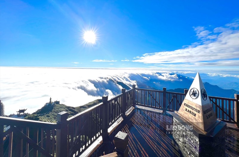 Lý do Fansipan được chọn là 1 trong 4 ngọn núi để trekking cuối năm 2022