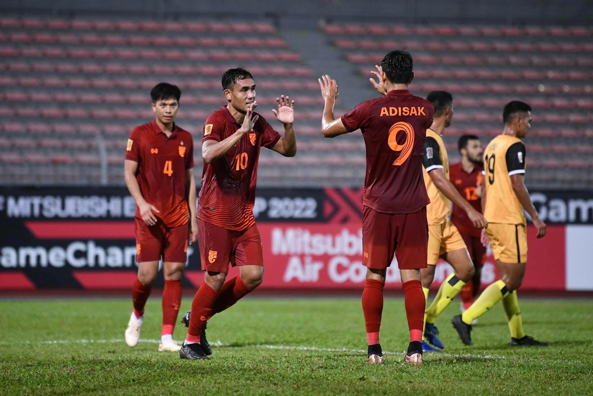 Chốt danh sách tuyển Việt Nam dự AFF Cup 2022: Hải Huy, Văn Khang bị loại