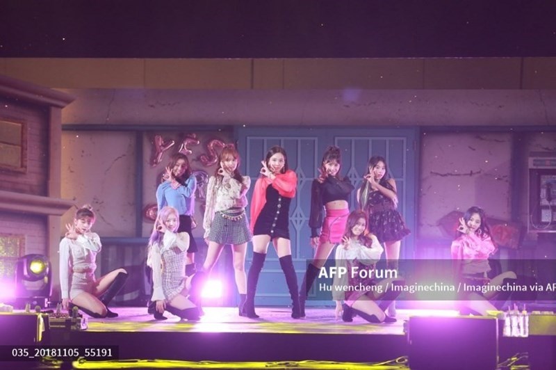 Thành tích mới của TWICE, BTS