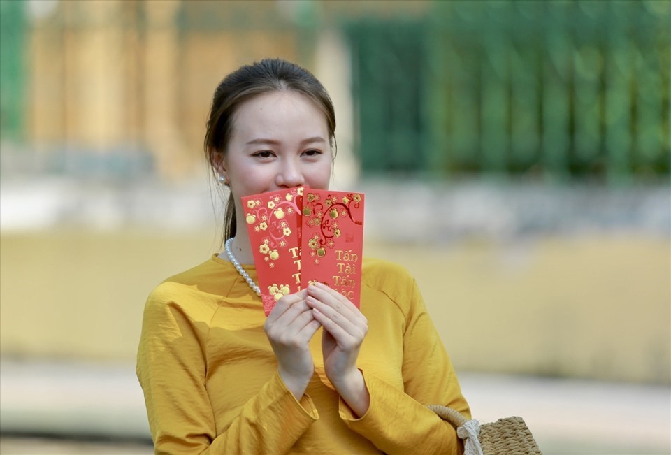 Lì xì ngày Tết là món nợ?