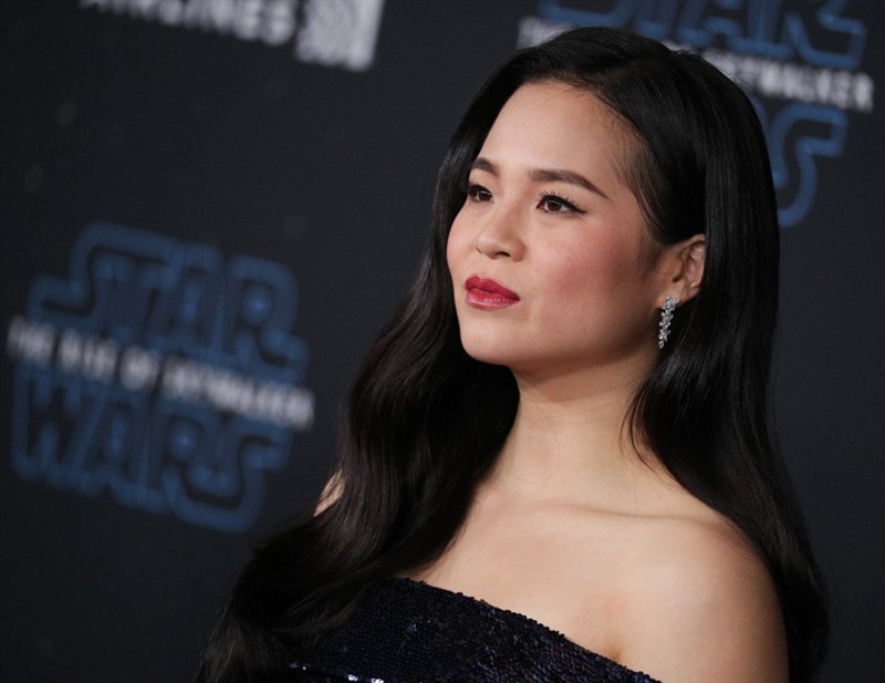 Kelly Marie Trần - Mỹ nhân diện áo dài dự lễ trao giải Oscar 2022