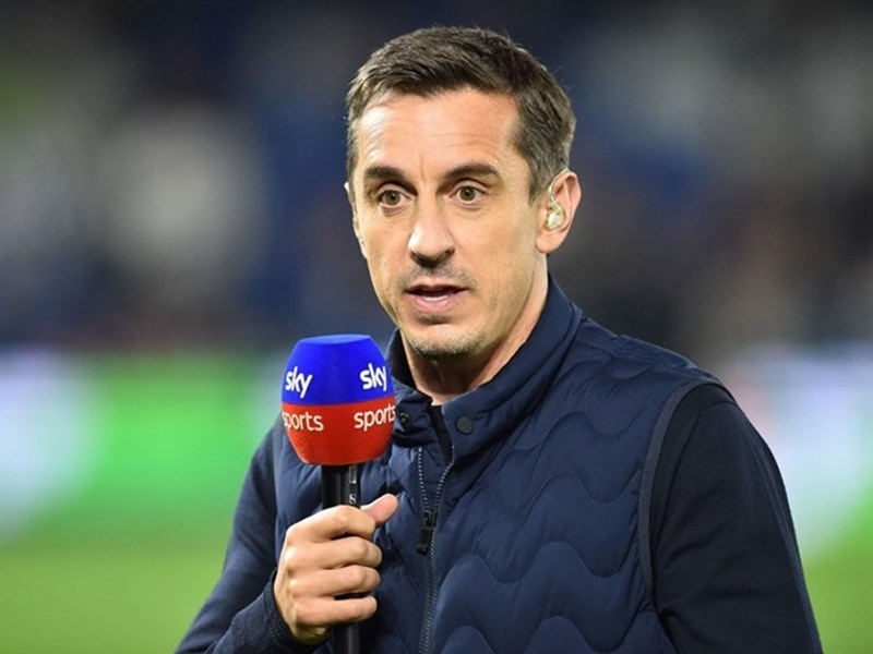 Gary Neville khiến Man United bẽ mặt với lời nhận xét phũ phàng