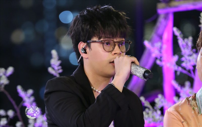 Jaykii hối hận bởi tuổi trẻ từng làm mẹ nhiều lần phải khóc vì quá ngỗ