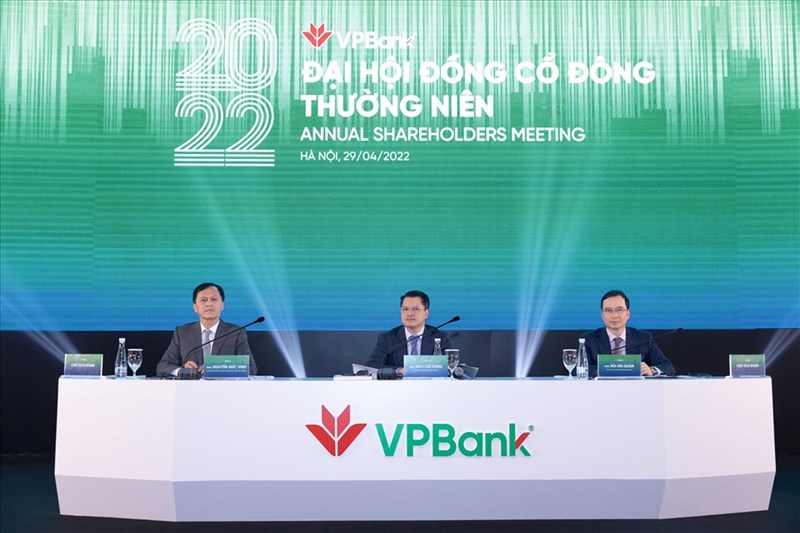CEO VPBank dùng “vũ khí” nào để đẩy lãi tăng gấp đôi trong năm 2022?
