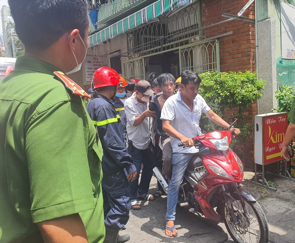 2 học sinh có biểu hiện "ngáo đá" trong giờ học
