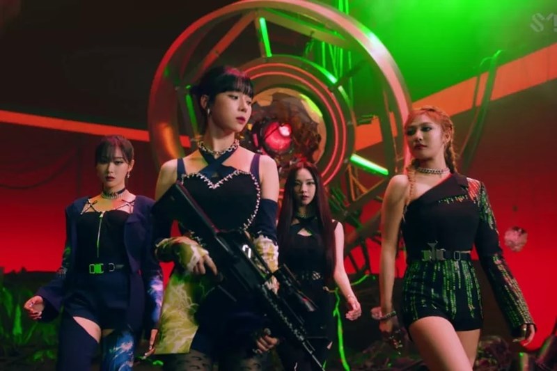 aespa có MV thứ 3 đạt 200 triệu view