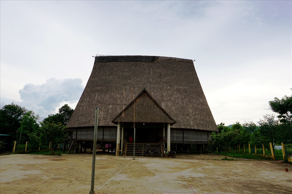 Quy hoạch vùng nguyên liệu để giữ mái nhà rông Tây Nguyên