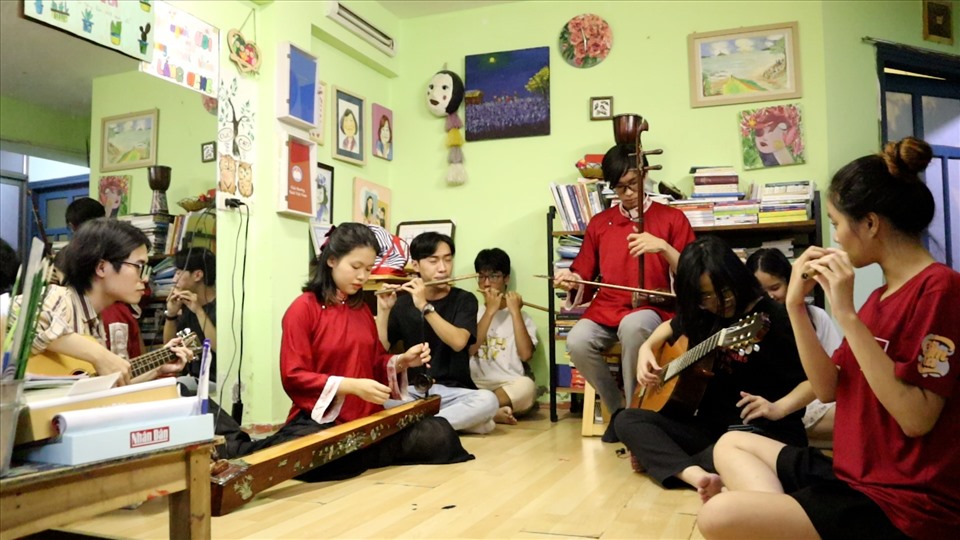 Thầy giáo công nhân 13 năm mở lớp học miễn phí