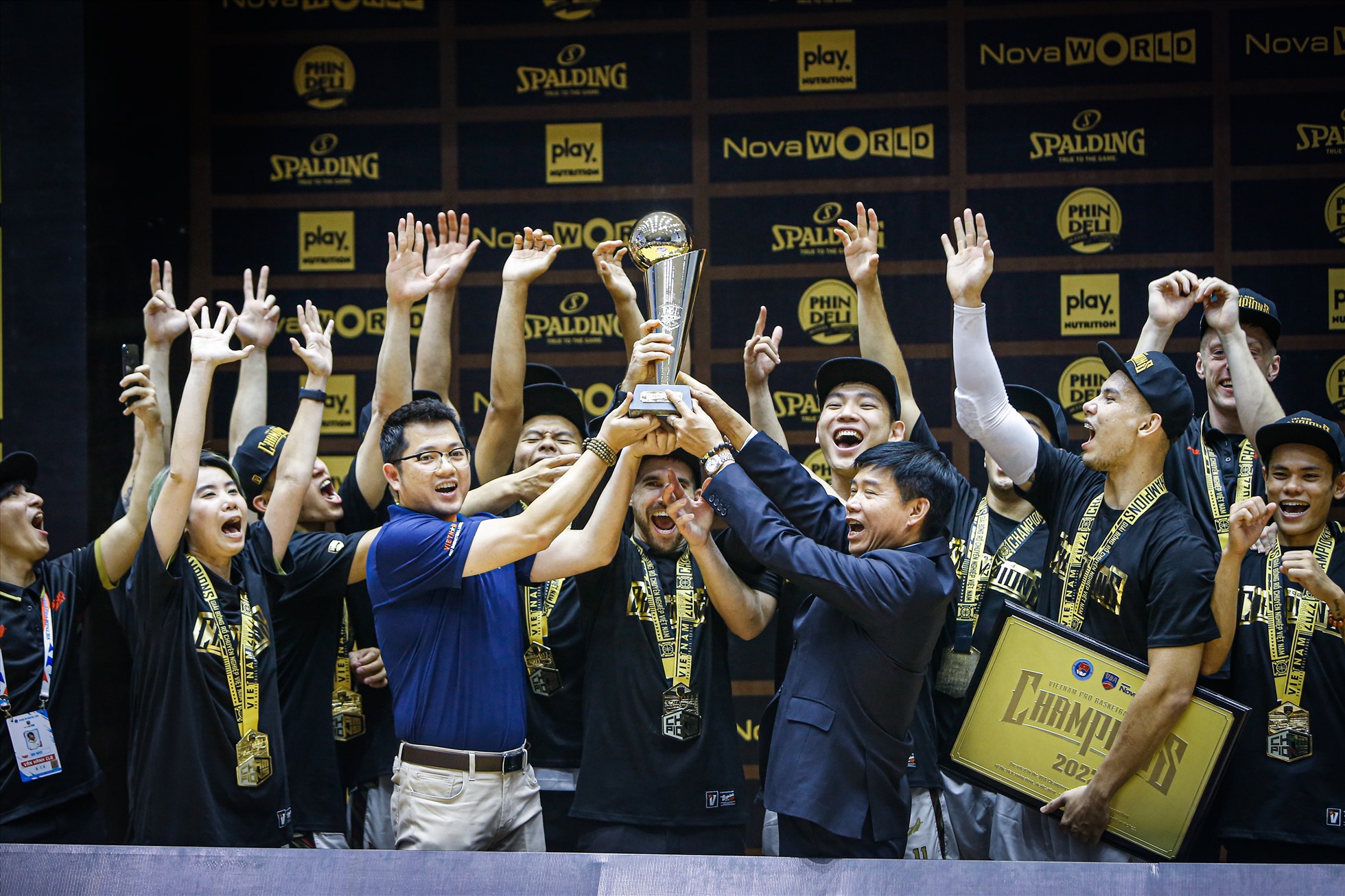 Saigon Heat vào chung kết giải Đông Nam Á