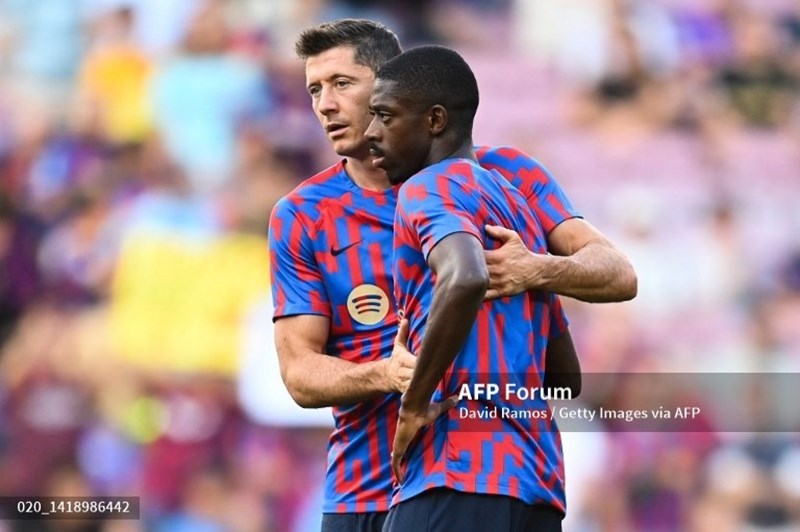 Nhiệm vụ của Lewandowski tại Barcelona: "Mở khóa" Dembele
