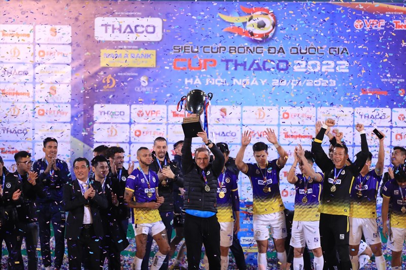 Khoảnh khắc Hà Nội FC lần thứ 5 đăng quang Siêu cúp Quốc gia