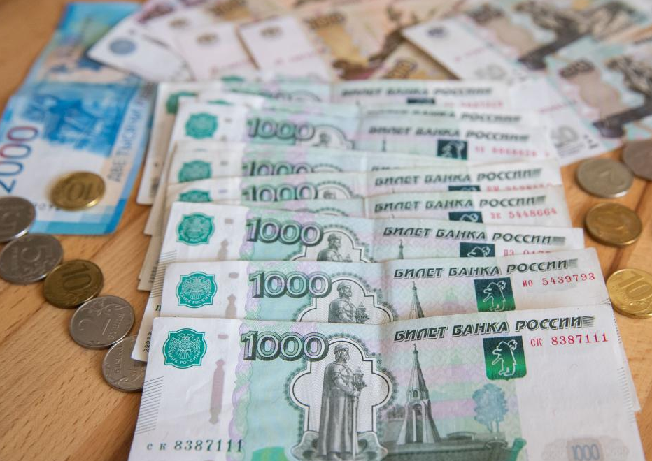 Tổng thống Putin công bố biện pháp mới vực dậy đồng rúp Nga