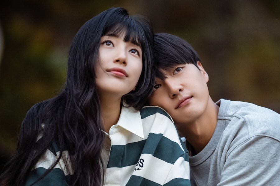 Tranh cãi trái chiều quanh phim lãng mạn “Doona!” của Suzy, Yang Se Jong