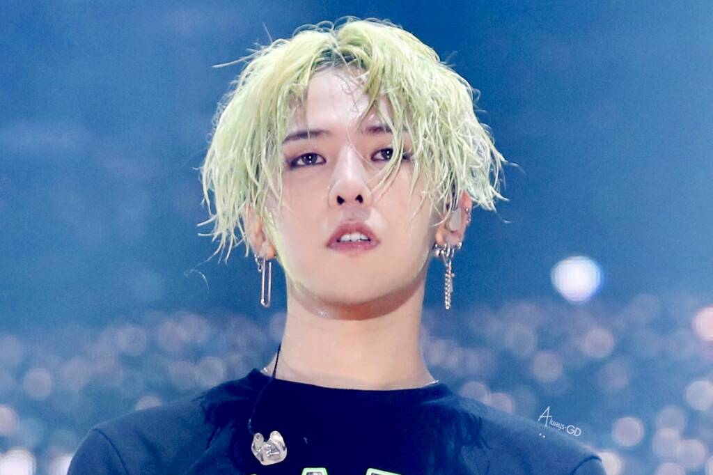 G-Dragon tự tin trong lần đầu trình diện cảnh sát vì nghi vấn dùng ma tuý