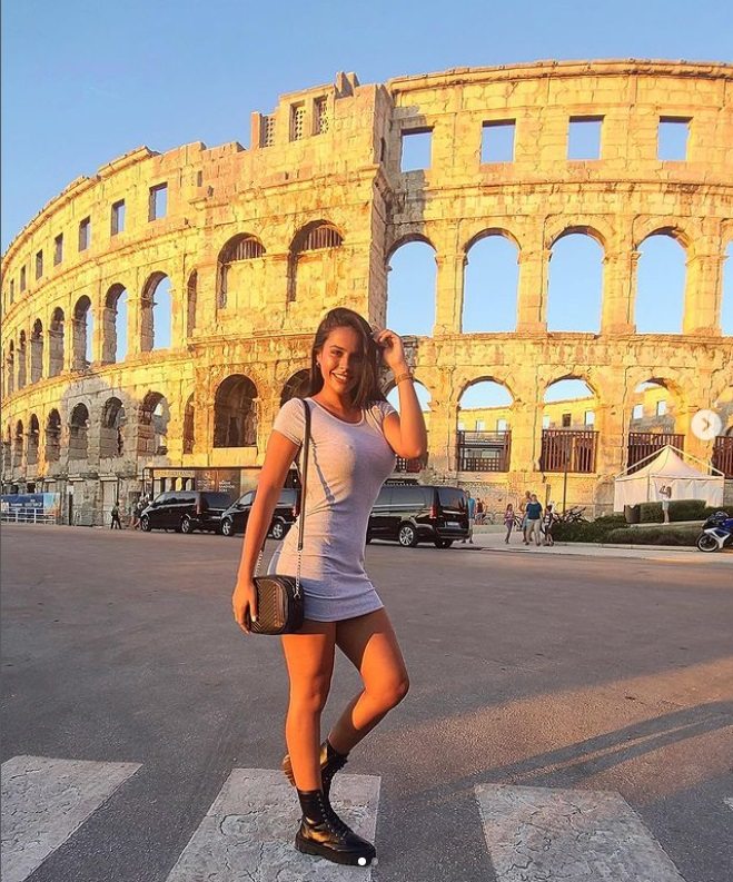 Cựu sao quần vợt bị kiện vì quay lén bạn gái cũ