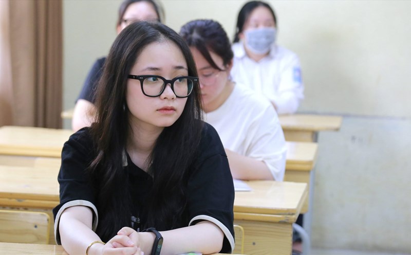 Chính Thức Loại Tiếng Anh Khỏi Môn Thi Bắt Buộc Kỳ Thi Tốt Nghiệp Thpt 2025