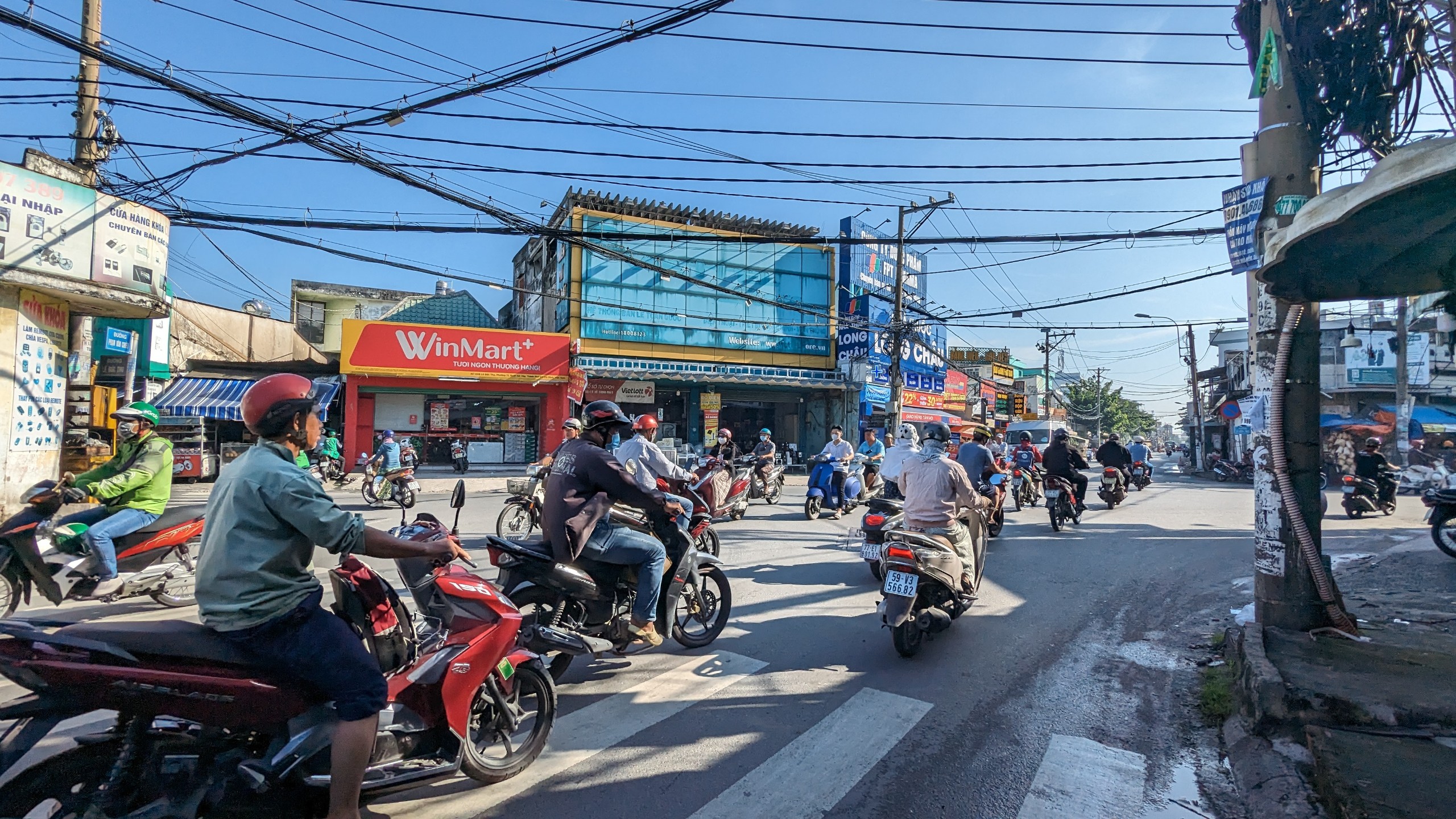 Hạn chế xe ôtô lưu thông vào đường Mai Chí Thọ ở TPHCM