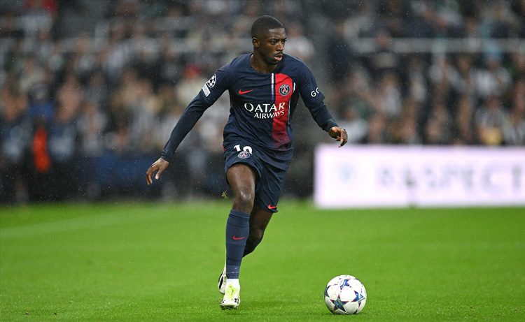 Huấn luyện viên AC Milan tiết lộ bị quyết đánh bại PSG