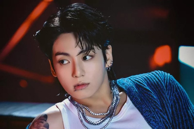 Jungkook BTS đạt 12 tuần trên Artist 100 - Billboard