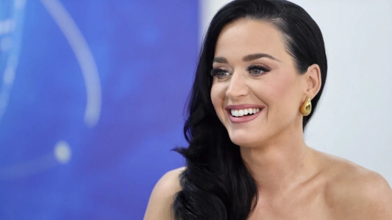 Katy Perry nói yêu Việt Nam và trình diễn 3 bản hit đình đám