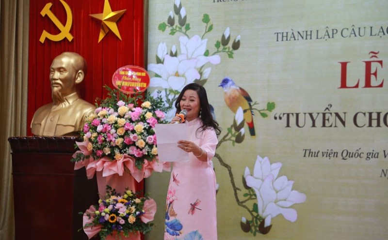 Sống Lại Tuổi Thơ Với Chiếc Bánh Trăng